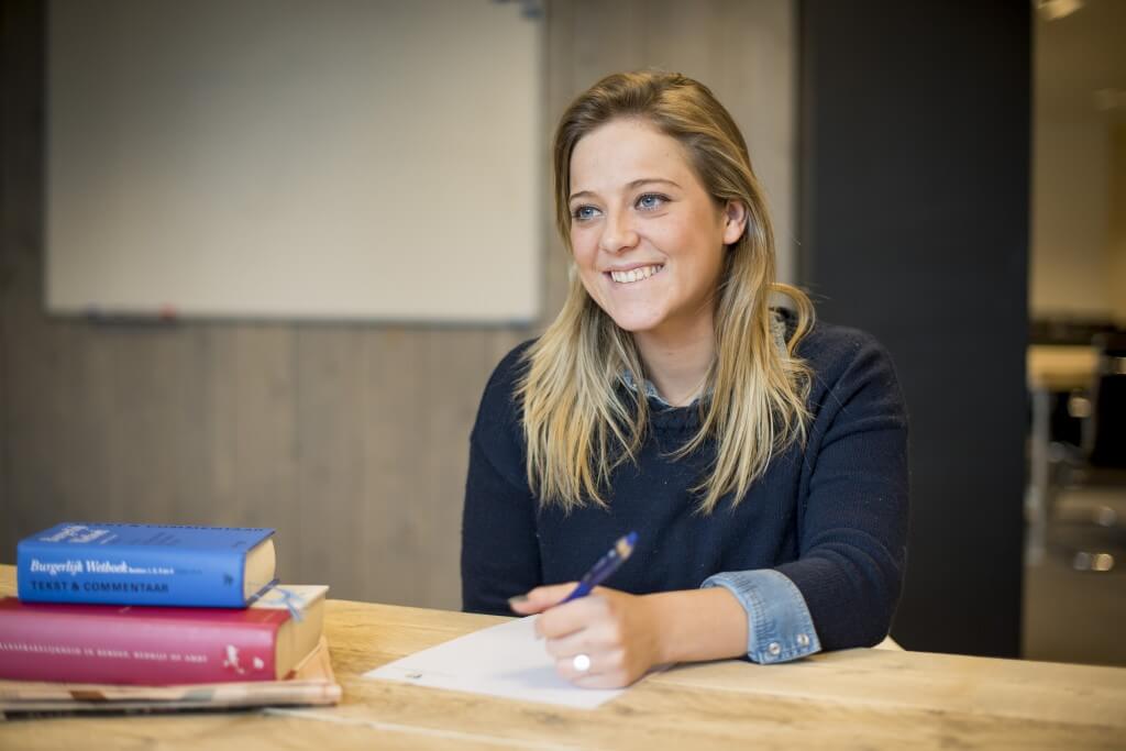 Lisa van den Heuvel | Lamers Tielemans Advocaten